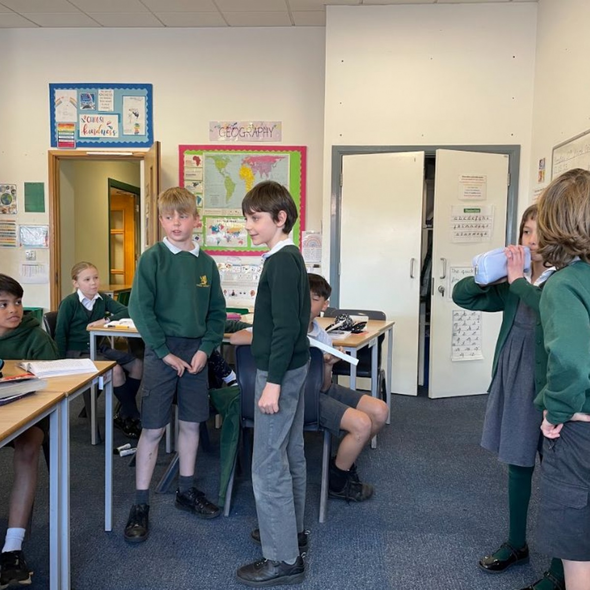 Sheen Mount Primary - Puppets, Fairtrade and end of term!