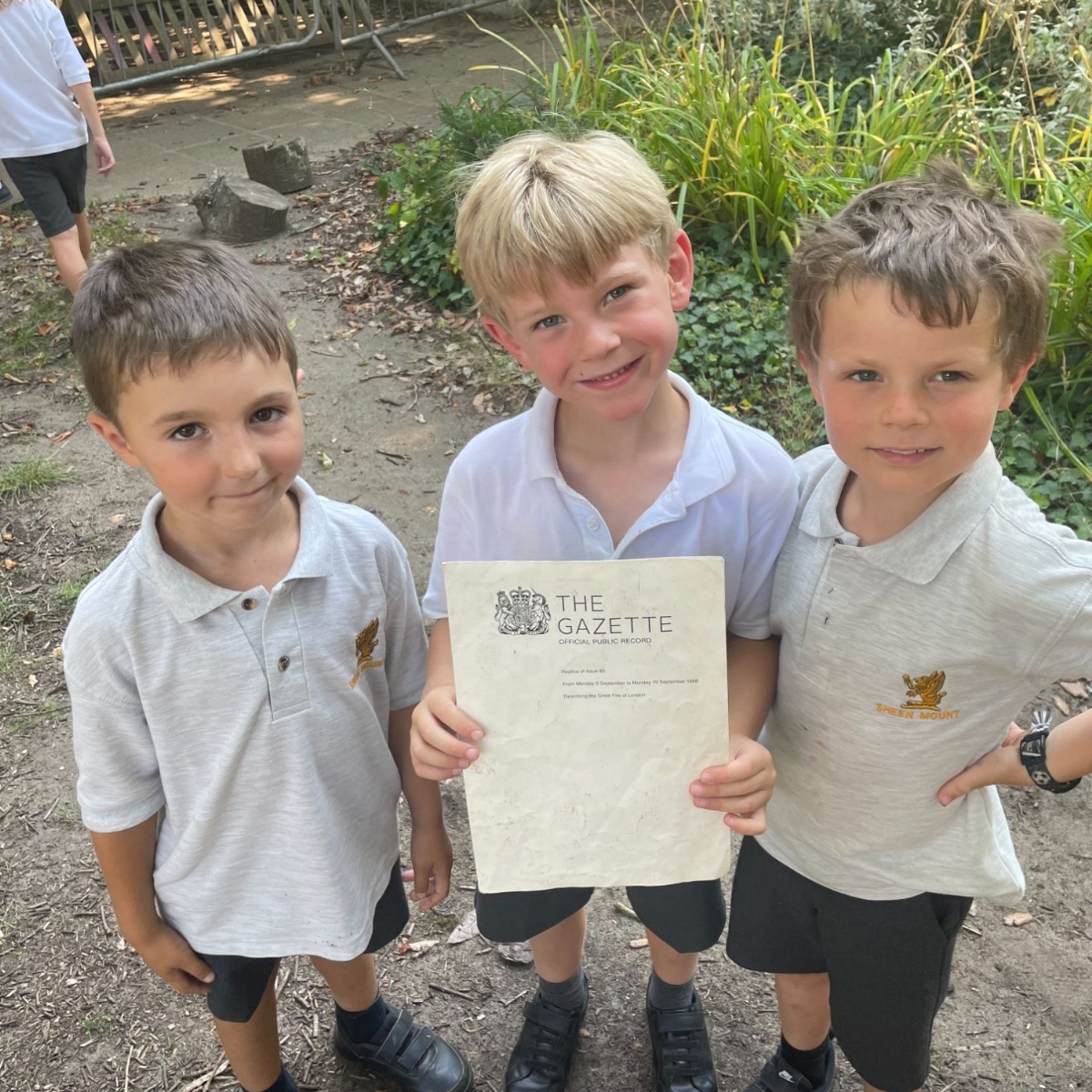 Sheen Mount Primary - Year 2 archaeologists!