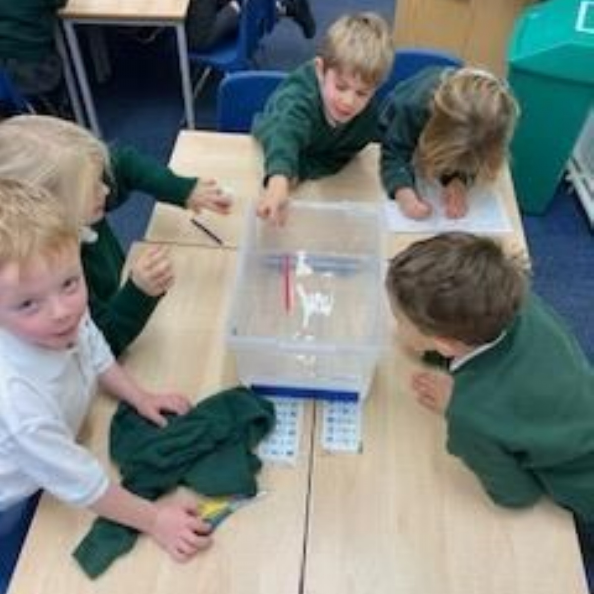 Sheen Mount Primary - Flying Machines, Art and Materials